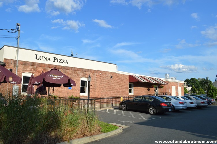 Toppings and Trains on the Connecticut Pizza Trail